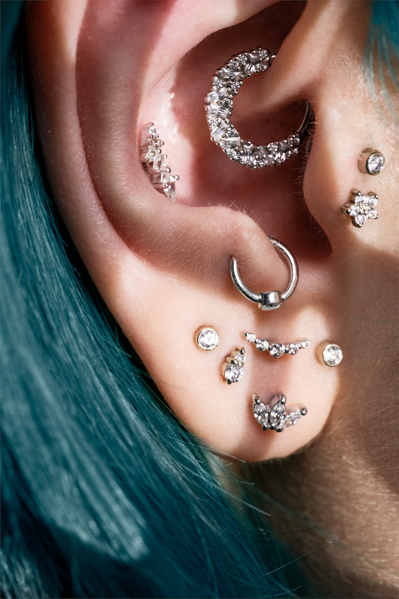 Profesionalus Auskarų Vėrimas | Piercing Project Vilnius